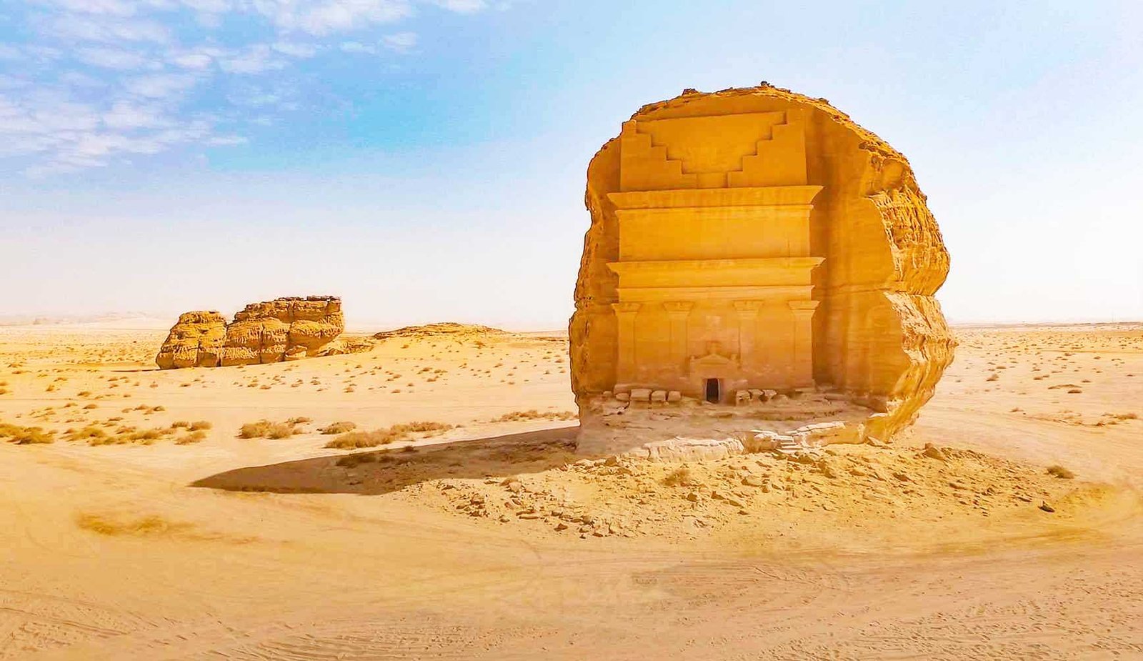 Saudi Arabia Tour Package 14-Days | Riyadh, AlUla, Jeddah